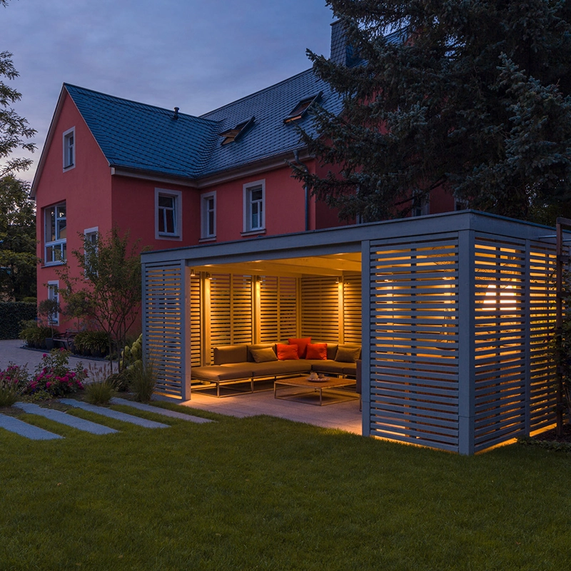 Stilvoller Pavillon mit geschützter Sitzecke - Individuelle Lebensräume ...